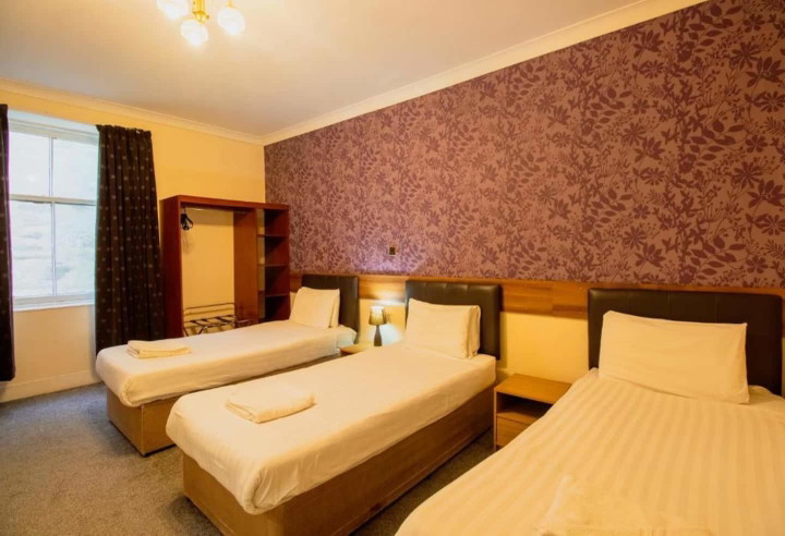 Triple-standard-salle De Bain Et Douche - Grantown-on-Spey
