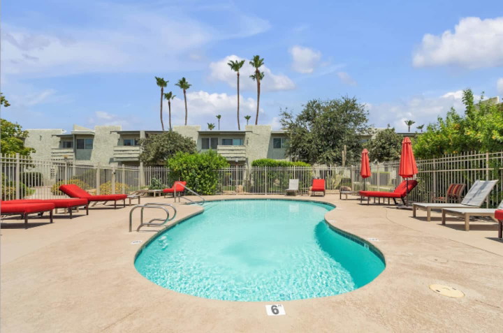 Old Town Retreat W/ Heated Pool - Paradise Valley, AZ