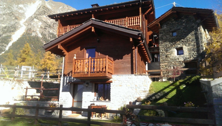 Gîte Avec Vue Panoramique - Brusson