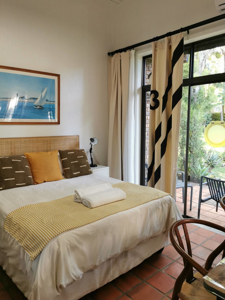 56 On Waterfront: Room 3 Purple - Hartbeespoort