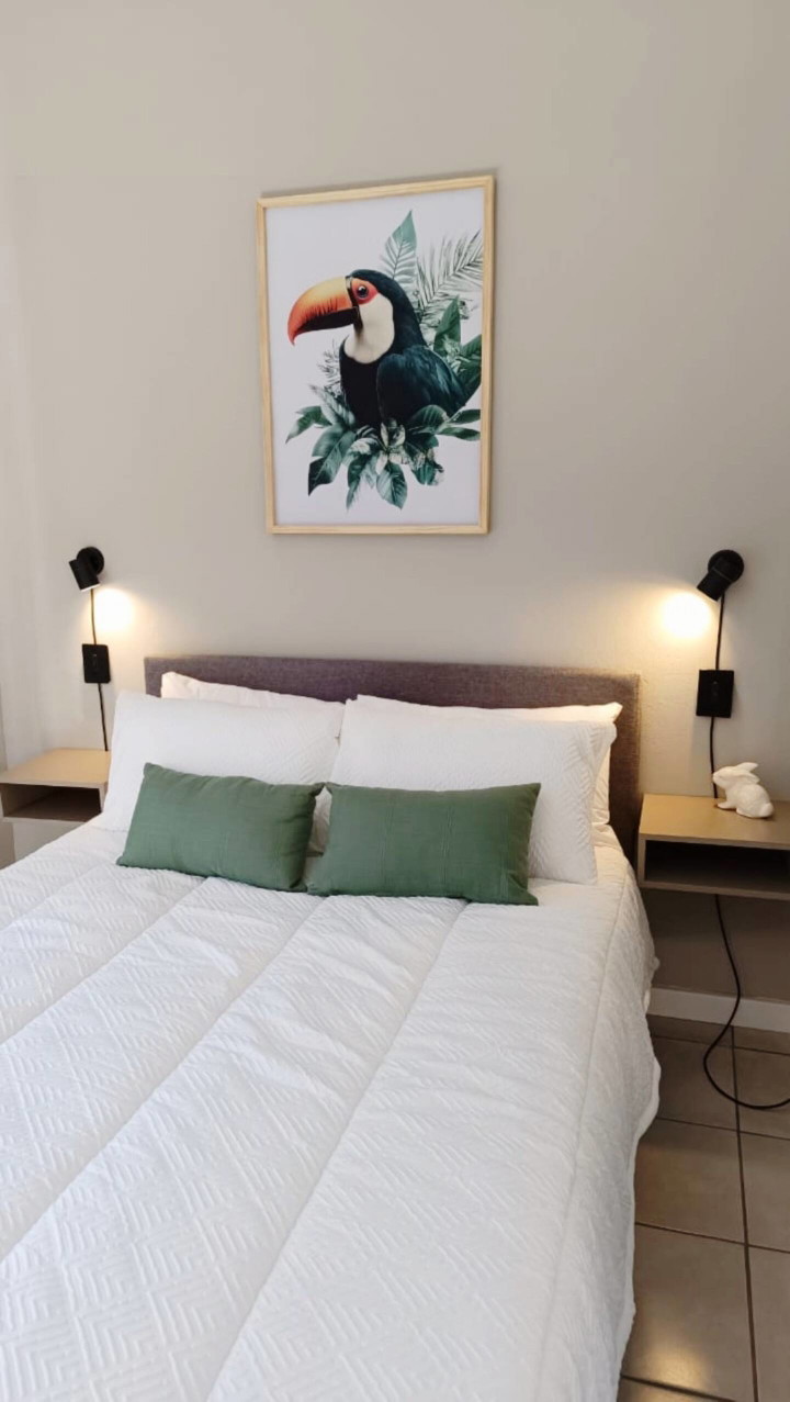 Studio Beach Flat | Self-catering - Somerset West