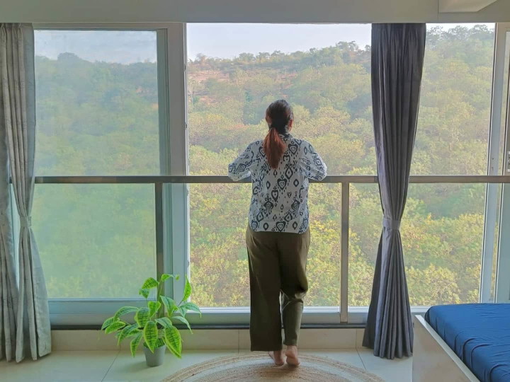 Casa Solaace  Hill-view Balcony Studio In Baner - Pune