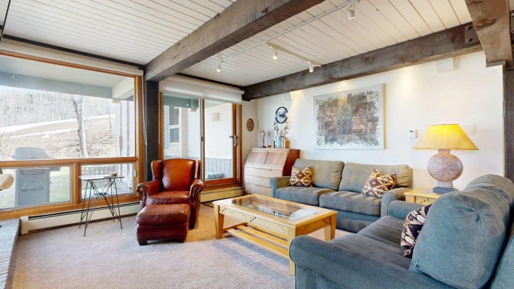 Top Of The Village-ski-in/ski-out-pool-hiking - Aspen, CO