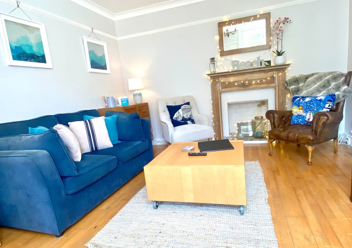 Spacious Garden Flat With Parking. 2 Mins To Beach - Folkestone