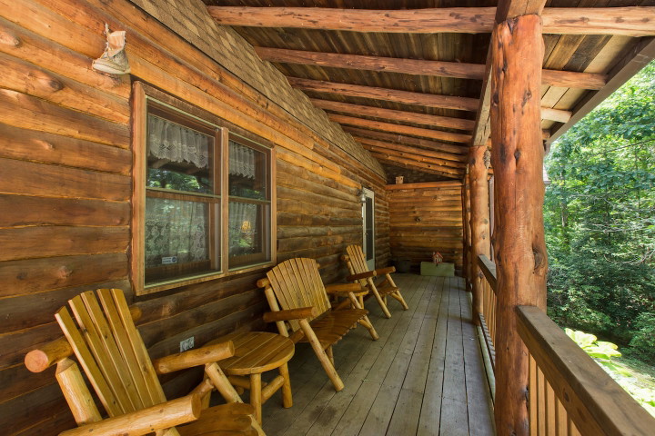Large Log Cabin Hendo, Sleeps 11, 3 Decks, Dogs Ok - Hendersonville, NC