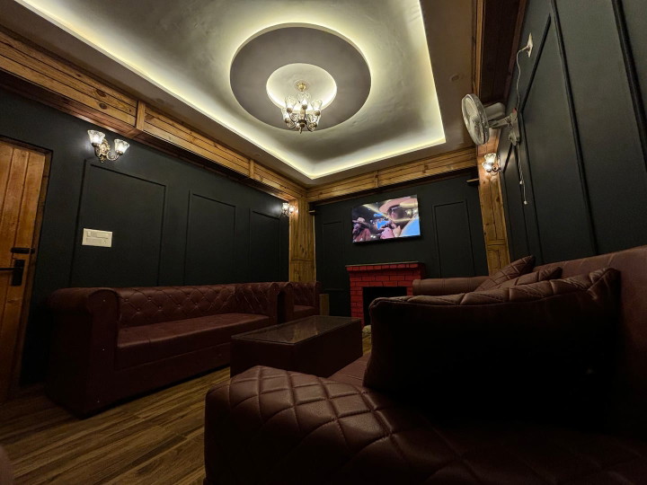 Party House In Mcleodganj - Dharamshala