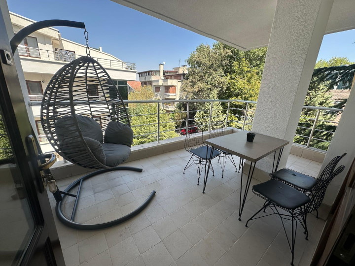 Room For 3 With Large Balcony, If You're Lucky - Ankara