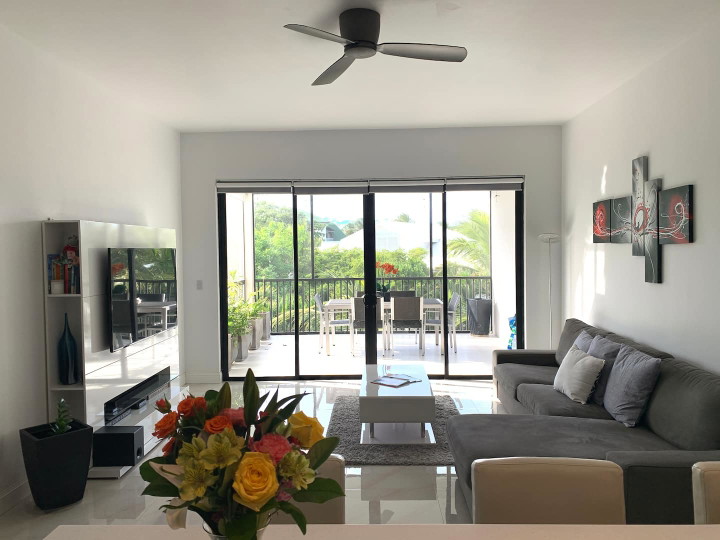 Grace Bay Luxury Gated 900sqft 1 Bdrm 2 Bath Condo - Turks and Caicos Islands