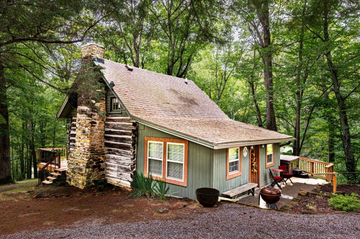 Hop, Skip And Jump Cabin | Hot Tub  Creek Views - Nashville, IN