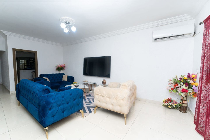 Entire Villa In Angré Chu | In A Gated Community - Abidjan