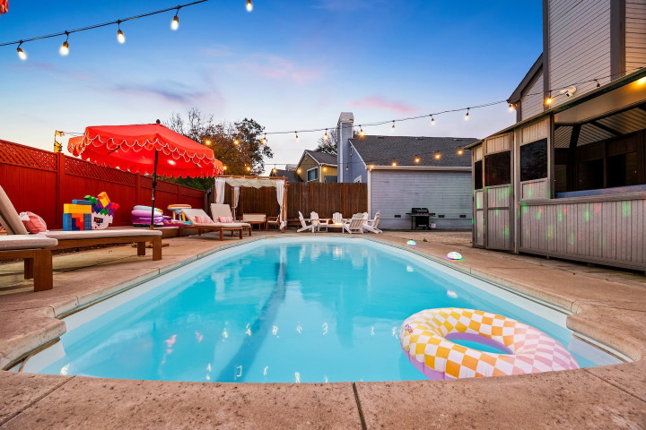 4bd Pool Jacuzzi + Arcade Air Hockey - Napa Vibe - Fairfield, CA