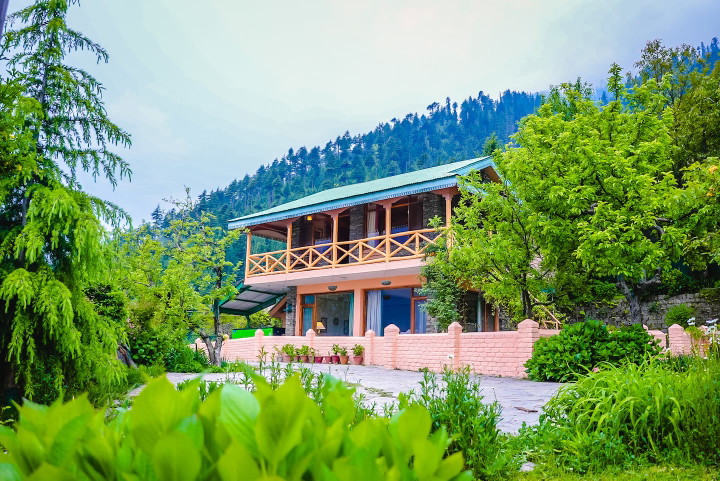 Nalagarh Outhouse By Edenhomes - Manali