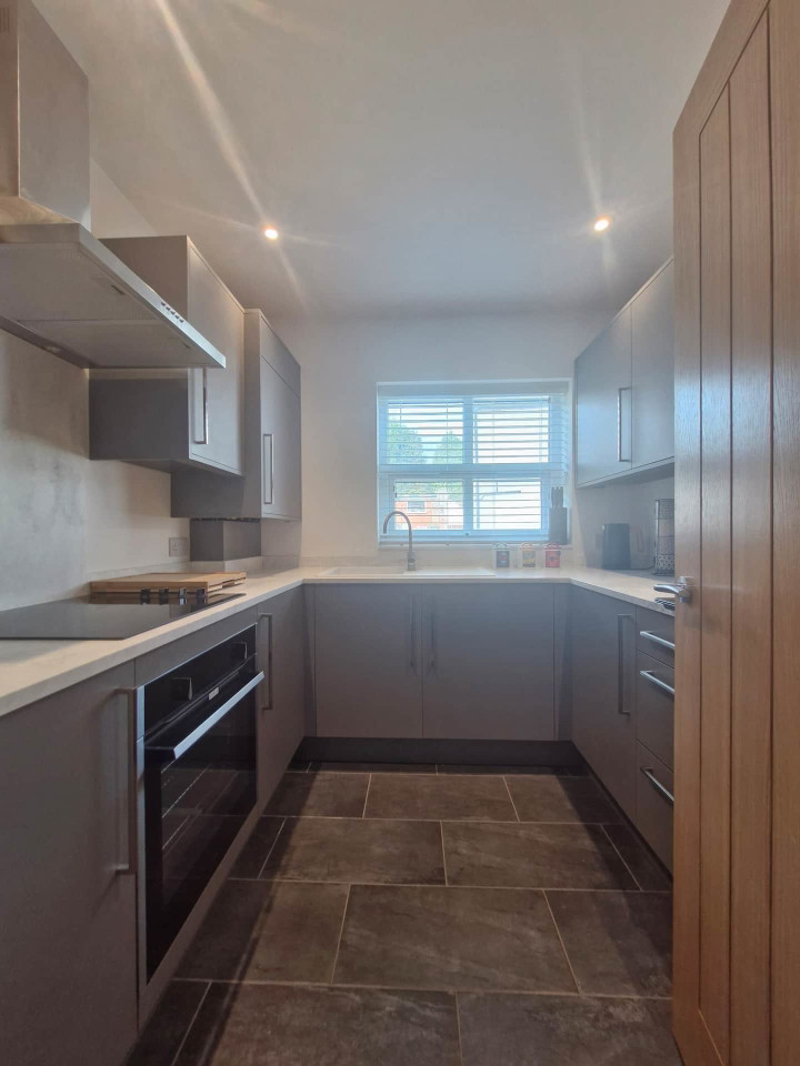 Newly Renovated And Modern First Floor Flat. - Rudyard Lake