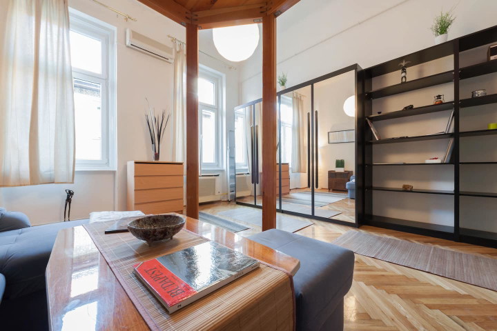 Central, Cozy & Bright Studio On-the-green - Budapest