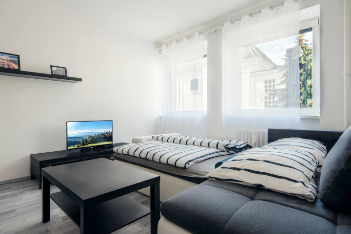 Air-conditioned 2rooms Apartment In City Center - Pozsony