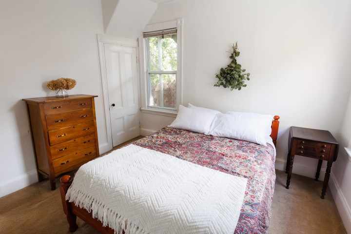 Charming Apartment- Munjoy Hill - Portland, ME