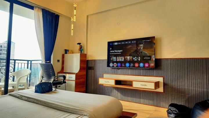 Slate & Saphire High - Rise W/55" Hd Tv @Zuzustay - Lucknow