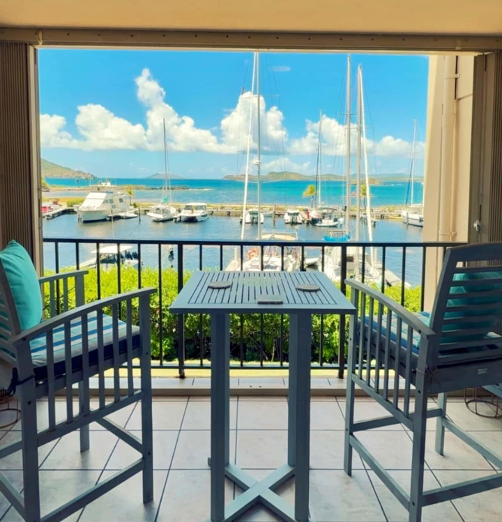 Waterfront Studio Marina + Sapphire Beach - Saint Thomas