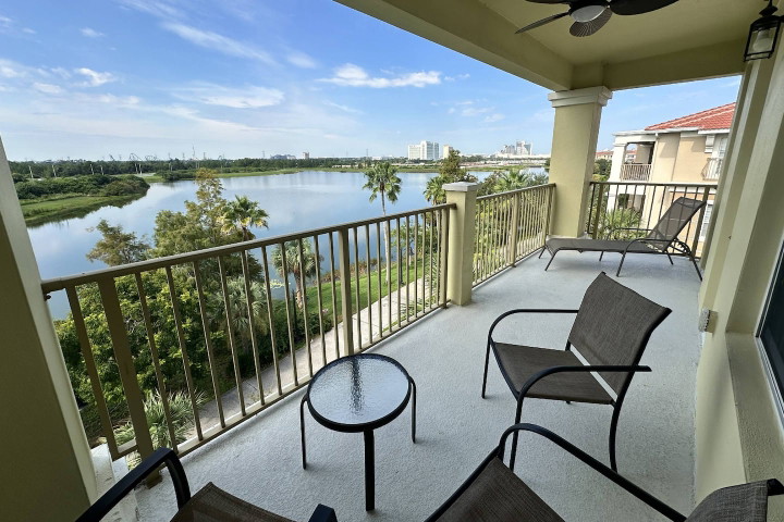 Watch Seaworld Fireworks From Your Balcony - Ocoee, FL