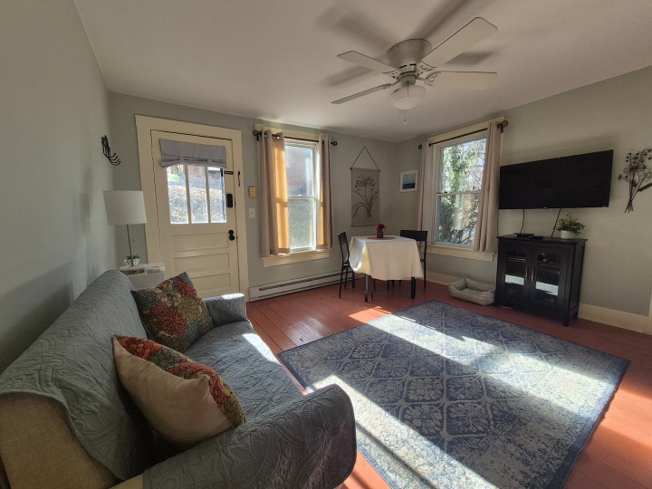 The Staunton Hideaway - Staunton, VA