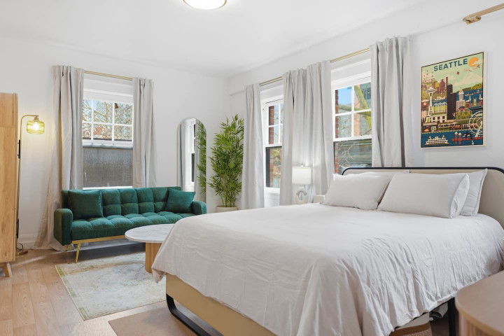 Belltown Seattle Emerald City Condo ~99/walk Score - Seattle, WA