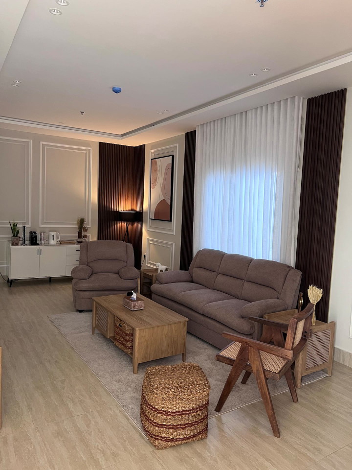 شقة بنية ( لأربعة أشخاص ) - C1 - Brown Apartment - Dammam