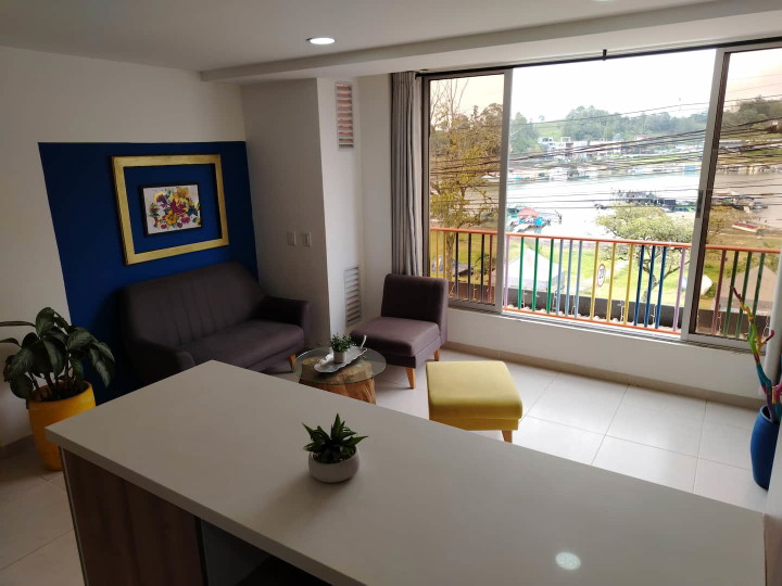 Apartment Facing The Malecón/reservoir View/parking - Guatape