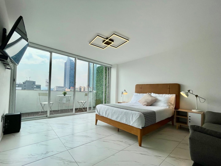 Chic Juarez Apartment, Near Av. Reforma! | Dashuri - Mexico City