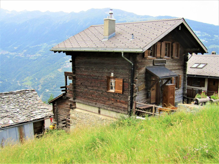 Magnifique Mazot Valaisan - Suite Pour Couple - Sion