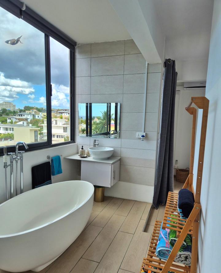 Lovely 2-bedroom 5-min Stroll To Beach - Mauritius