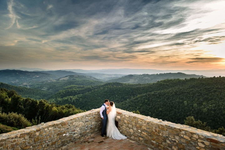 Umbria | Castle Wedding On Panoramic Sundeck - Assisi