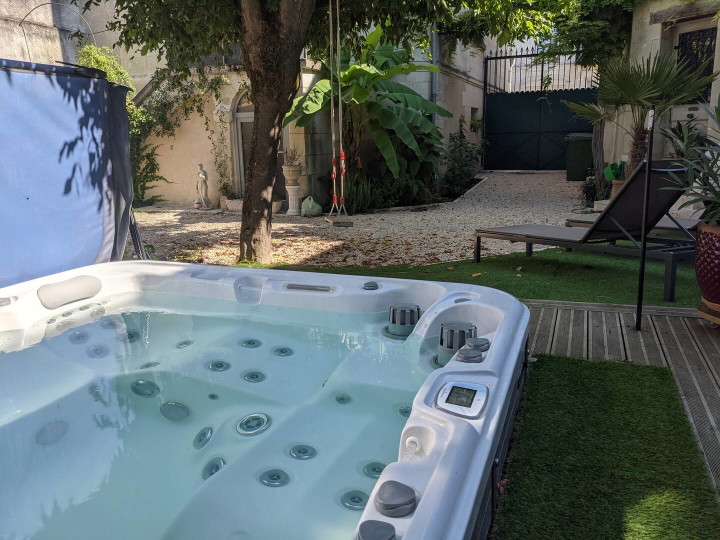 Studio Spacieux Avec Spa Toute Lannée + Clim - Indre-et-Loire