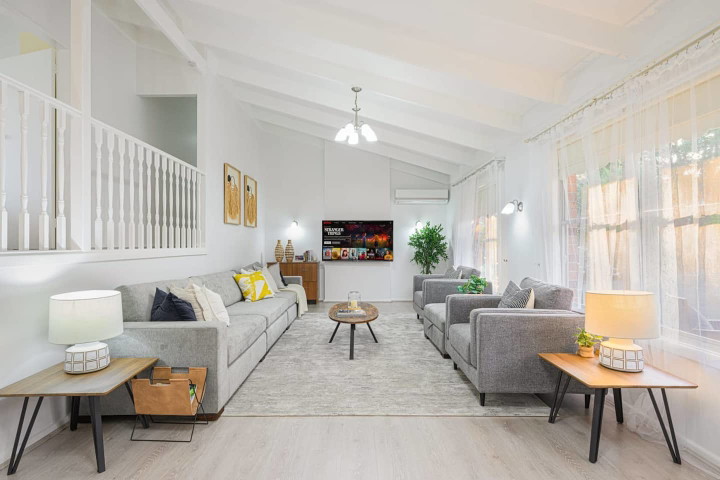 Charming 5br In Beecroft With Gym Near Epping - Castle Hill