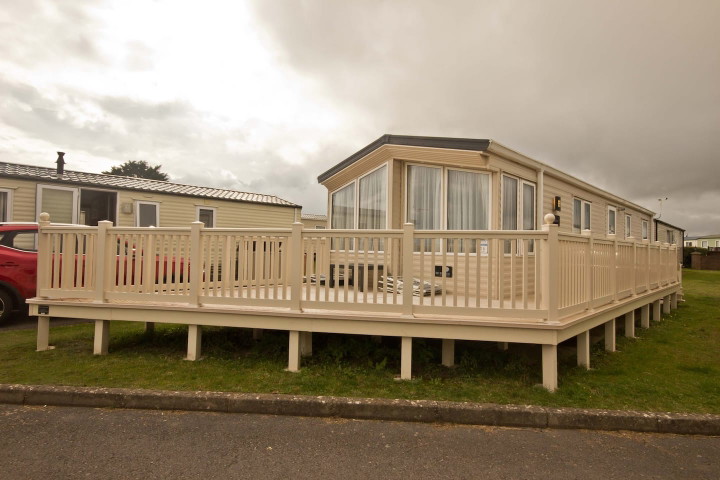 Lovely Holiday Home Just Metres From The Beach - Wales