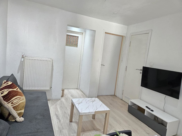 Duplex, 3 Bedrooms, 2 Bathrooms For 8 - Bruxelles