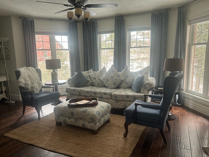 Waterfront Downtown Self Contained Suite! - Huntsville