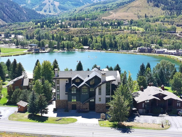 Luxury 2 Bed / 2 Bath Minutes From Beaver Creek! - Beaver Creek, CO