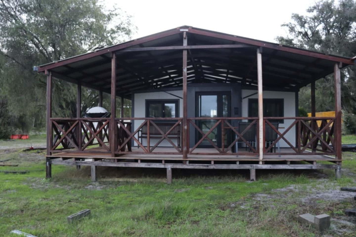 Bushnut Cabin. 2 Nights Minimum - Bunbury