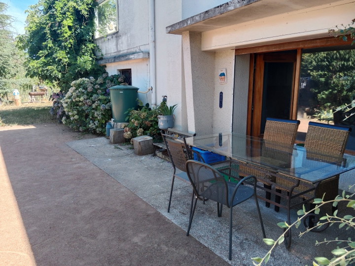Gîte Spacieux "Les Cerisiers" Avec Jardin - Tassin-la-Demi-Lune
