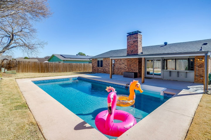 Private Pool- Near At&t, Rangers Stadium, Airport - Grapevine, TX