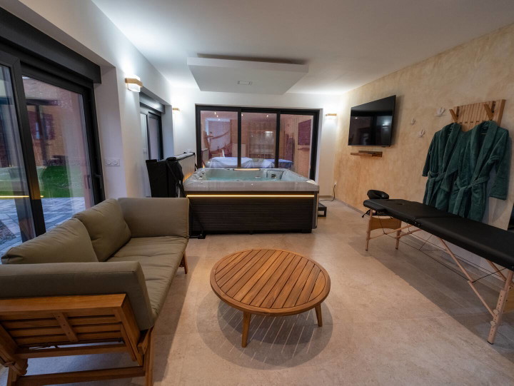 Spa Privatif Avec Jacuzzi, Sauna, Chambre - Roubaix