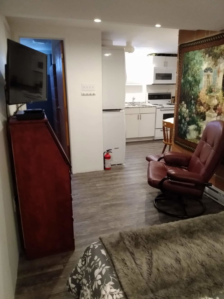 Cozy Studio In Quiet Area - Ottawa