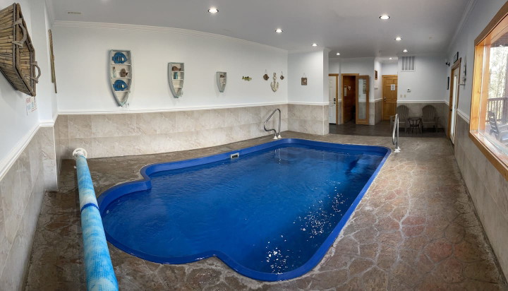Aqua Paradise W/private Indoor Pool-sauna 2bd, 3ba - Pigeon Forge, TN