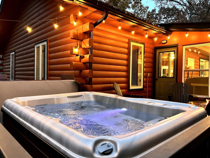 Log Cabin On Massanutten Resort-hot Tub & Fire Pit - Harrisonburg, VA