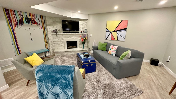 Bright Cheery Apartment - Burlington