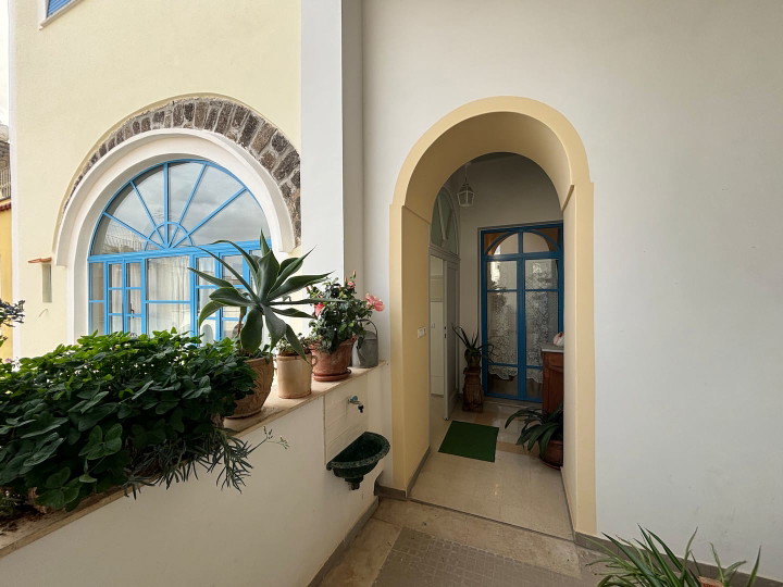 Palazzo Di Meglio - La Loggia - Ischia
