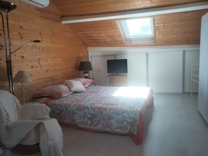 Grande Chambre Climatisée Et Lumineuse - Vichy
