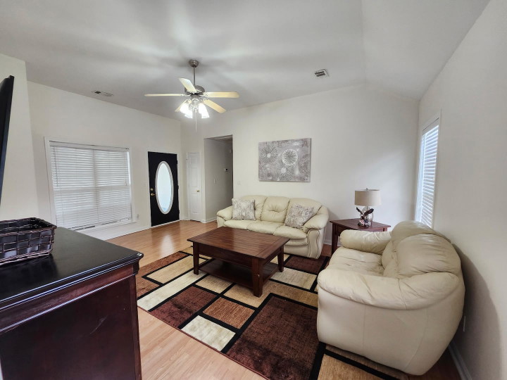 3 Bedroom Corner House With Fenced Yard - Warner Robins, GA