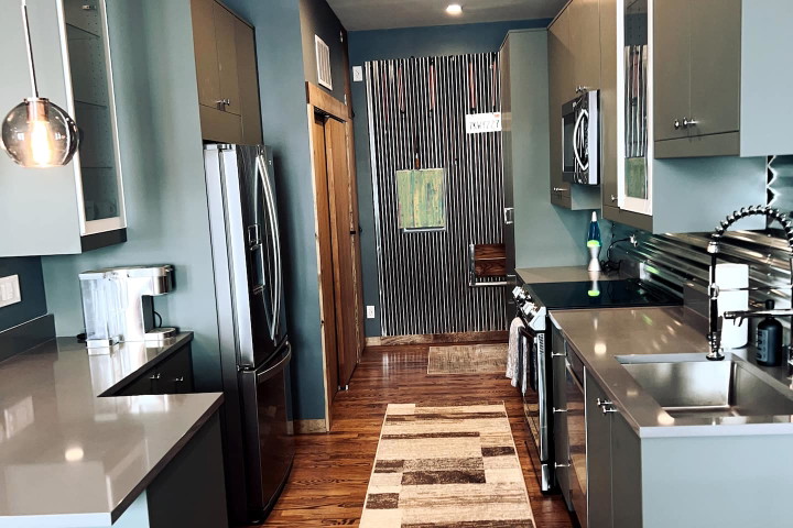 Rockstar Pad W3a Boystown/wrigley Field/parking Lot - Chicago, IL