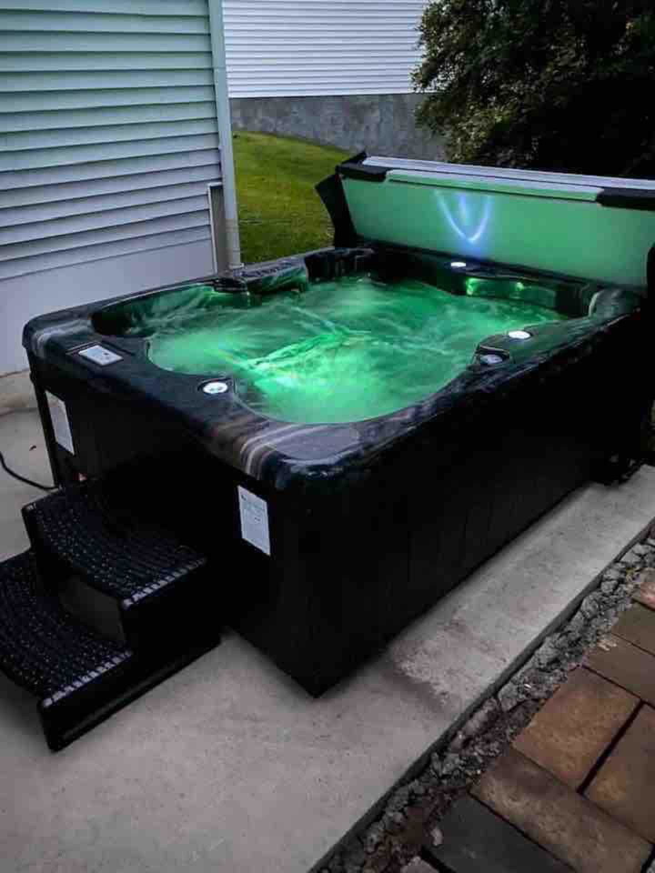 Aptclosetocity*cozyclean*hottub&spacious*backyard! - Ithaca, NY